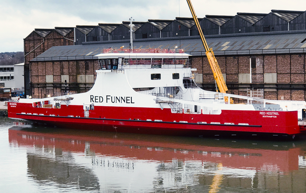 RED FUNNEL'S FREIGHT FERRY LAUNCHED ON THE RIVER MERSEY - Island Echo ...