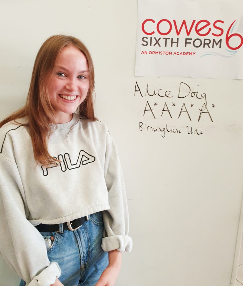 ISLAND TEENS CELEBRATE 2019 A-LEVEL RESULTS - Isle of Wight News ...