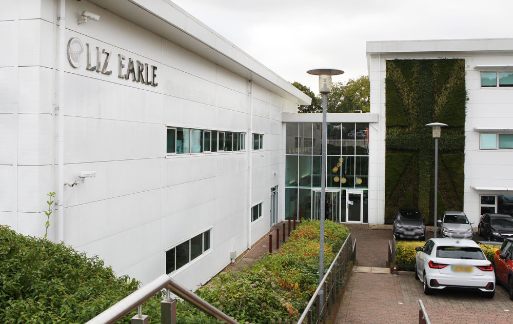 LIZ EARLE PARTNERS WITH WWF TO HELP RAISE AWARENESS OF THE IMPORTANCE ...