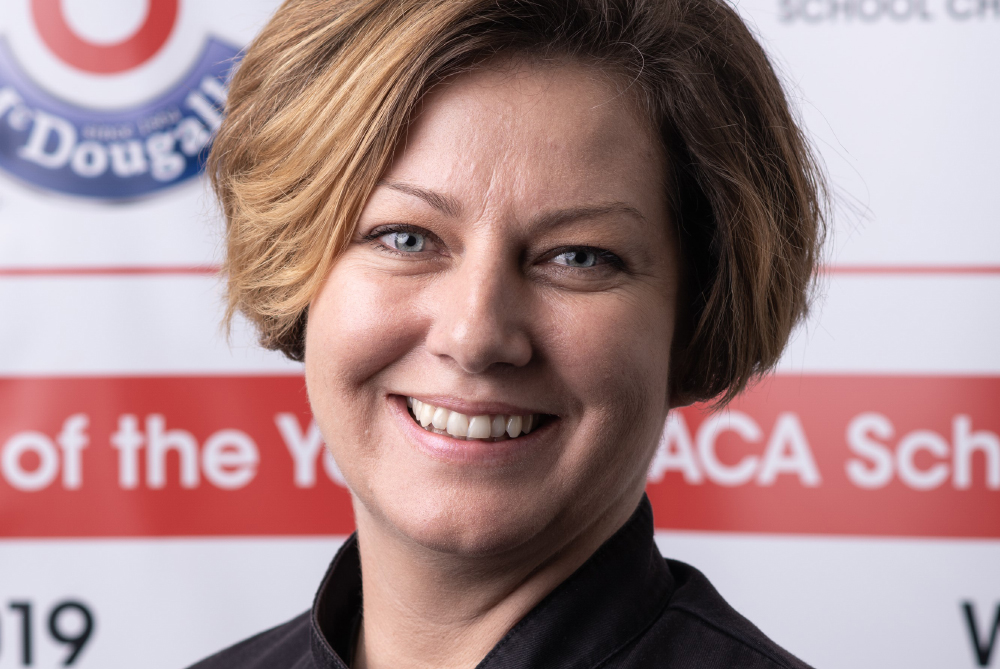 ISLAND'S WENDY LOHSE IN THE FINAL OF SCHOOL CHEF OF THE YEAR 2021 ...