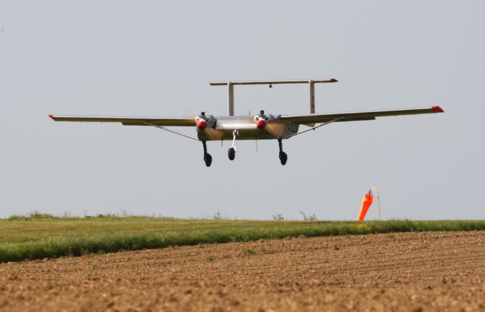 UAV LANDS ON THE ISLE OF WIGHT IN HISTORIC DRONE TRIAL - Island Echo ...