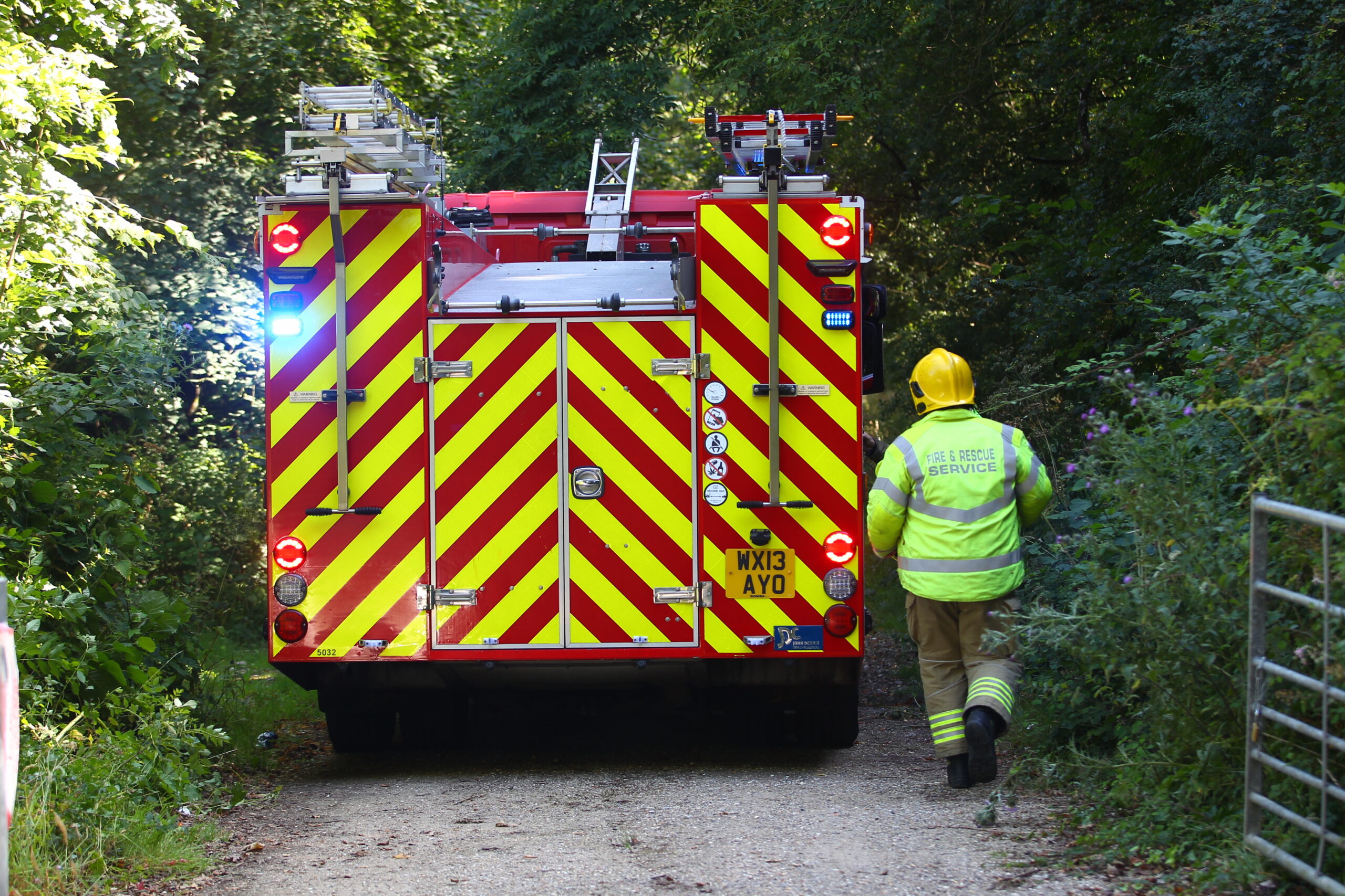 FIRE CREWS CALLED TO WOODLAND FIRE IN HAVENSTREET - Isle of Wight News ...