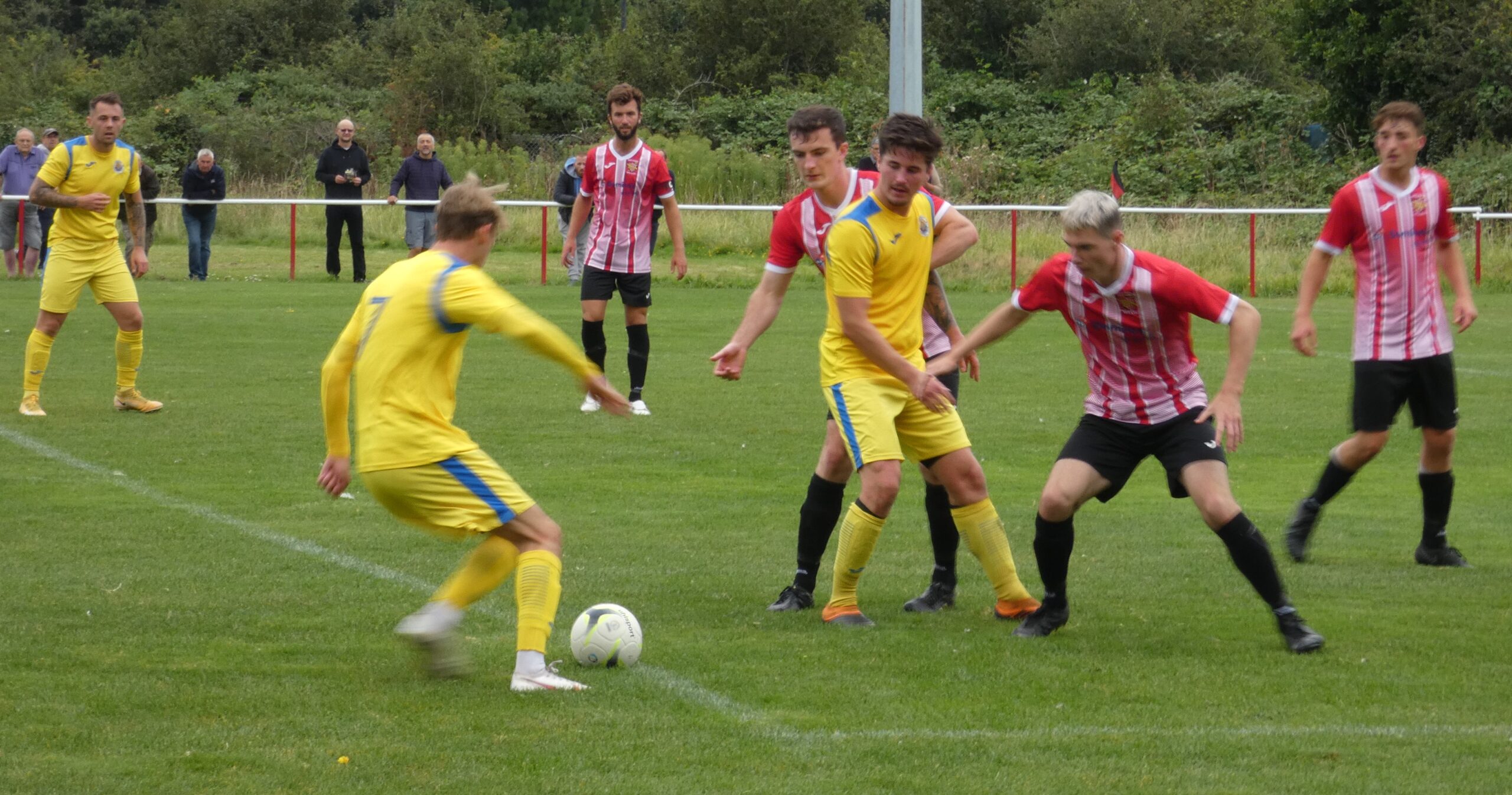 TOP-OF-THE-TABLE NEWPORT KNOCK 5 PAST VICS - Isle of Wight News ...