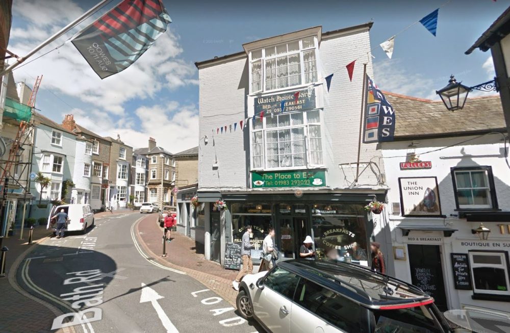 1-STAR FOOD HYGIENE RATING FOR COWES CAFÉ HAVING ENDURED KITCHEN FIRE ...