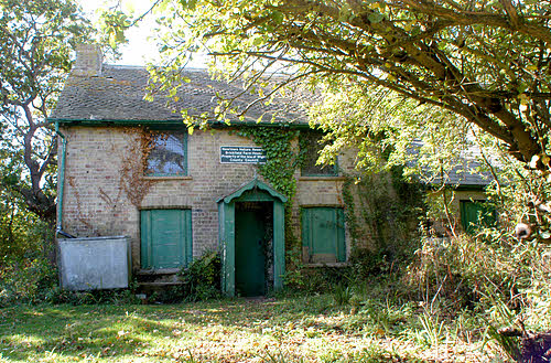 THE CURIOUS TALE OF THE ISLE OF WIGHT’S MOST ISOLATED HOUSE ...