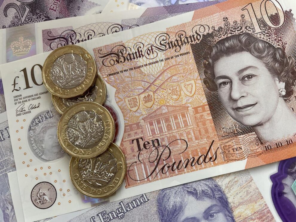 WHY IS GBP SO STRONG AGAINST THE USD Island Echo 24hr News 7 Days