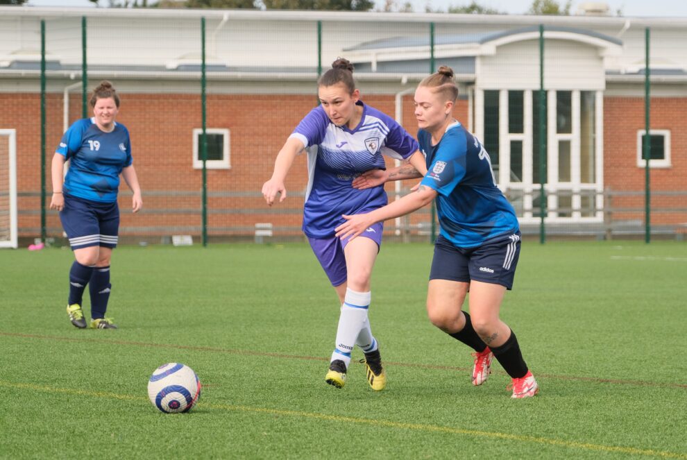 ISLE OF WIGHT LADIES' FOOTBALL: WIGHT EAGLES GO TO TOP OF THE LEAGUE ...