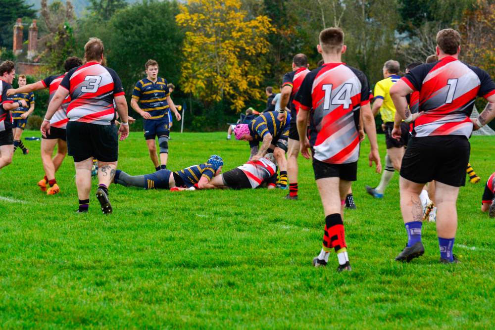 ISLE OF WIGHT RFC PUT HEATHENS TO THE SWORD - Island Echo - 24hr news ...
