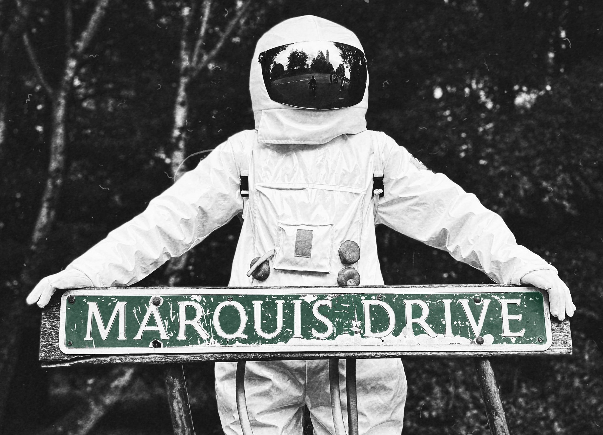 BRIT POP BAND MARQUIS DRIVE HEADING TO STRINGS ON SATURDAY - Island ...