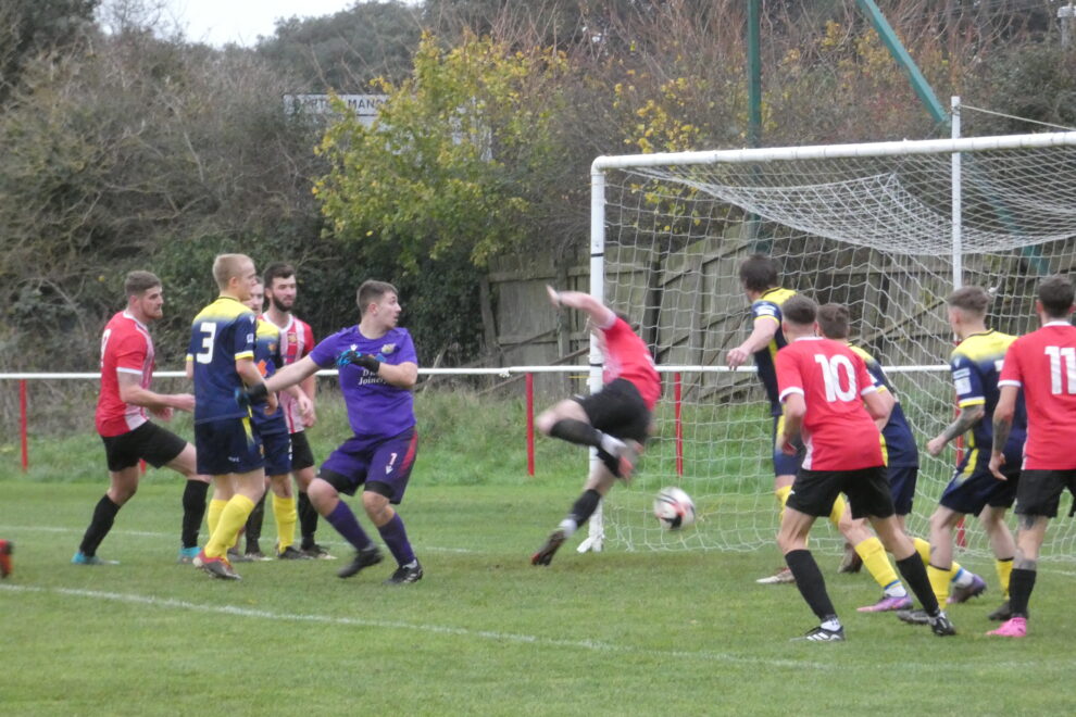 ISLE OF WIGHT TEAMS PICK UP JUST 1 POINT FROM POSSIBLE 9: WESSEX LEAGUE ...