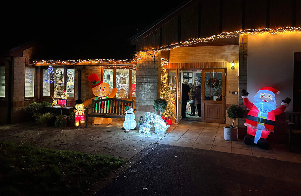 NEWPORT CARE HOME SPREADS CHRISTMAS JOY WITH LIGHT SWITCH-ON - Island ...