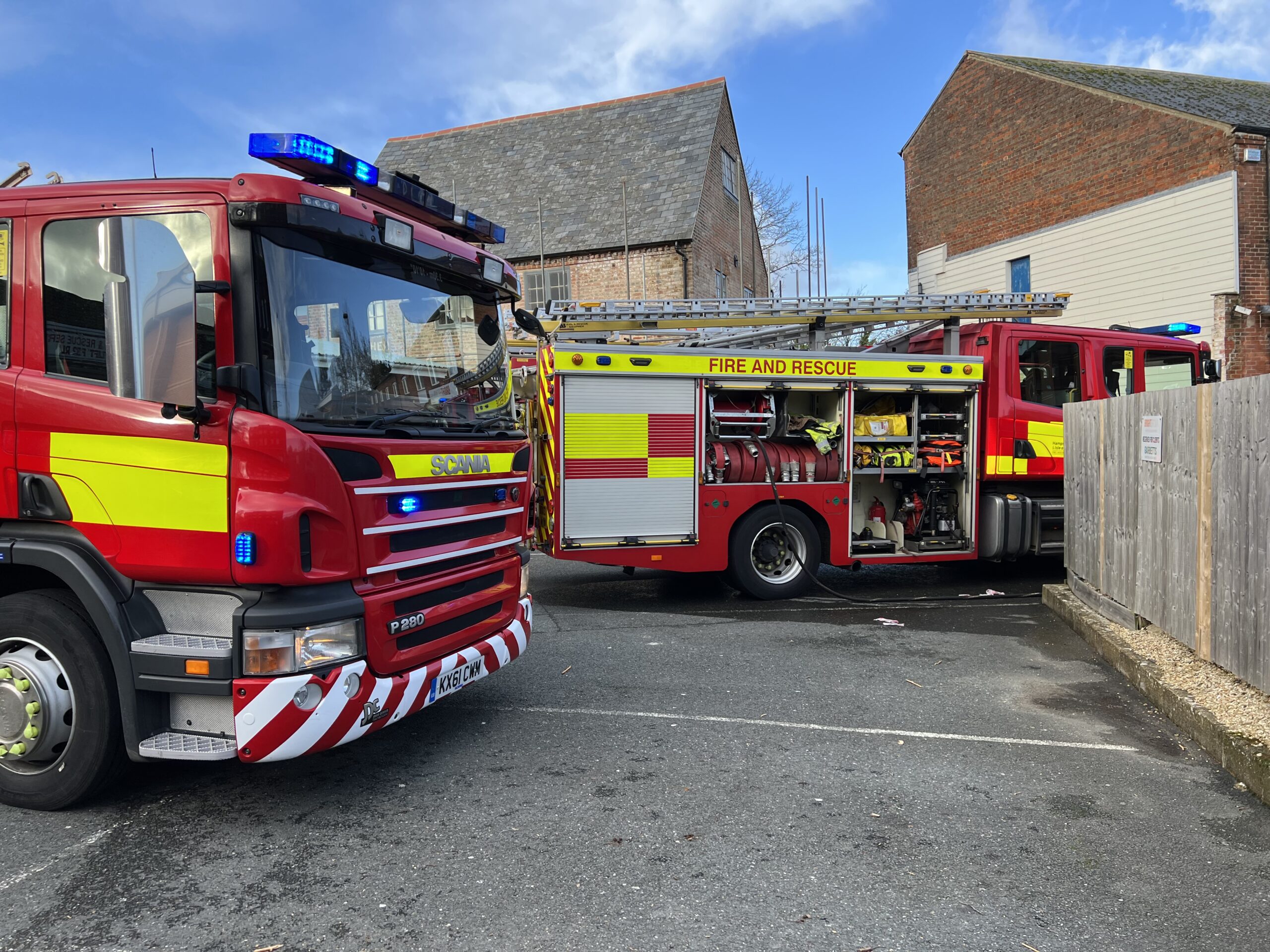 FIREFIGHTERS RESPOND GROUND FLOOR FIRE AT COMMERCIAL PROPERTY IN ...