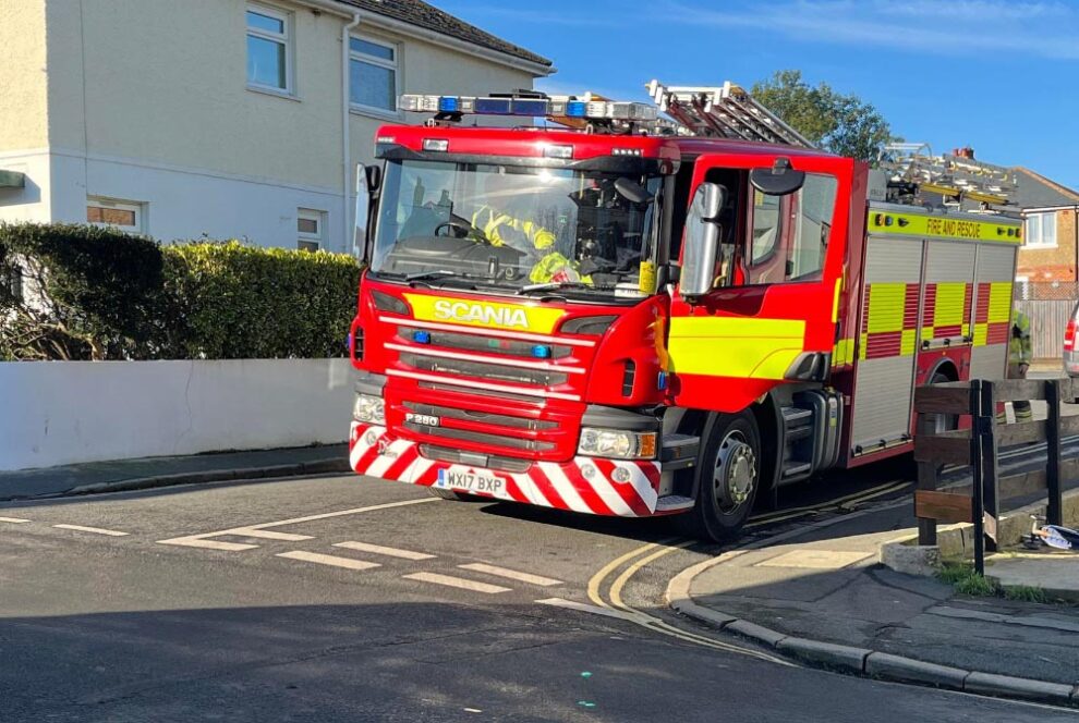 FALL FROM LOFT IN RYDE SEES FIRE CREWS CALLED IN TO ASSIST PARAMEDICS ...