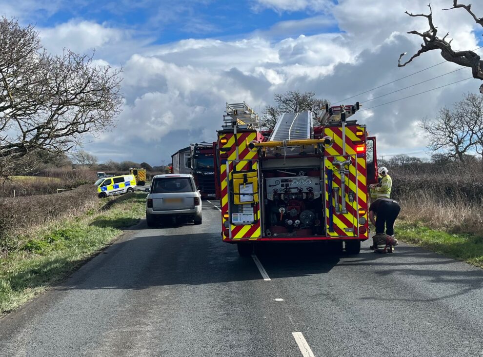 EMERGENCY SERVICES IN ATTENDANCE AT LORRY V VEHICLE CRASH ON OUTSKIRTS ...