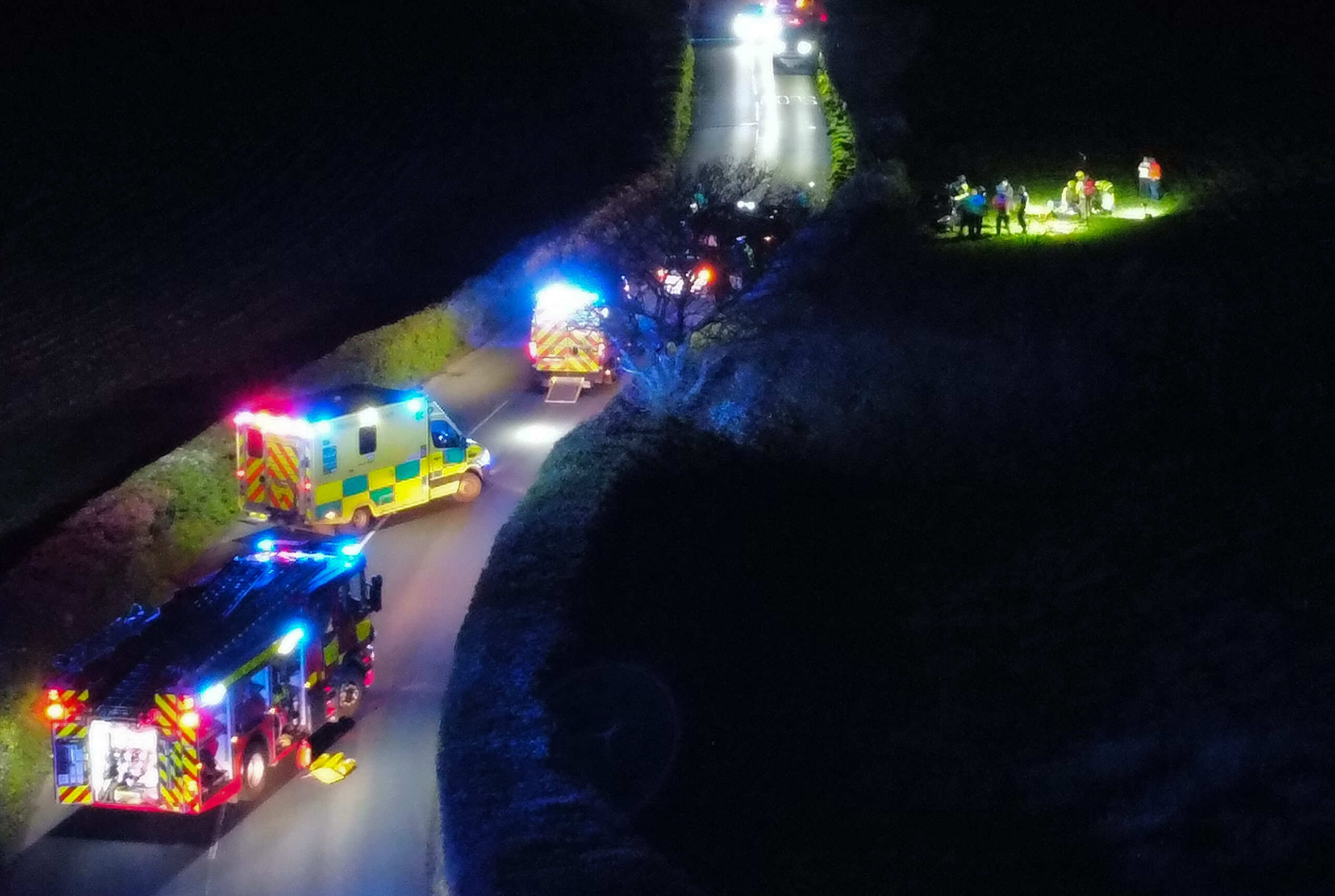 CAR LEAVES THE ROAD IN NIGHT TIME SMASH NEAR HAVENSTREET - Island Echo ...
