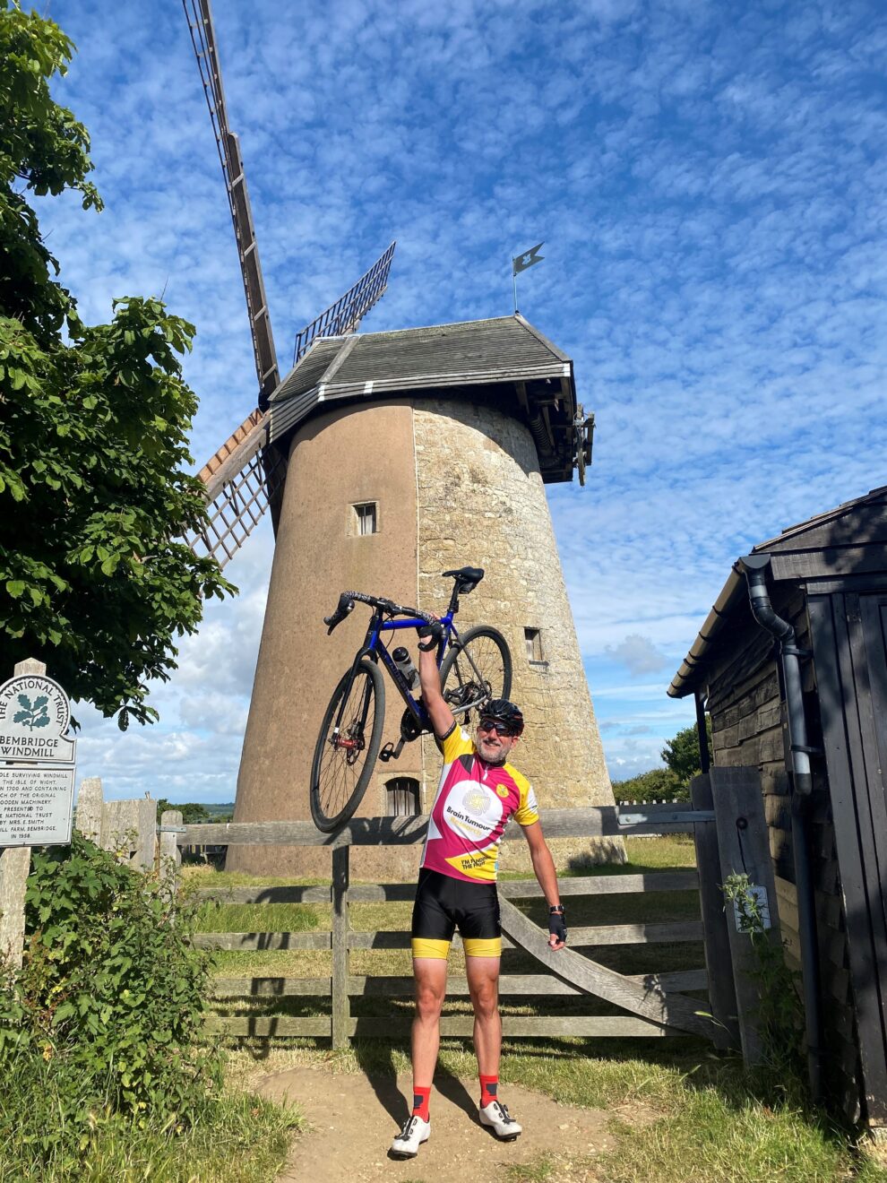 GROUP TO TAKE ON ROUND THE ISLAND CYCLE FOR BRAIN TUMOUR CHARITY NEXT ...