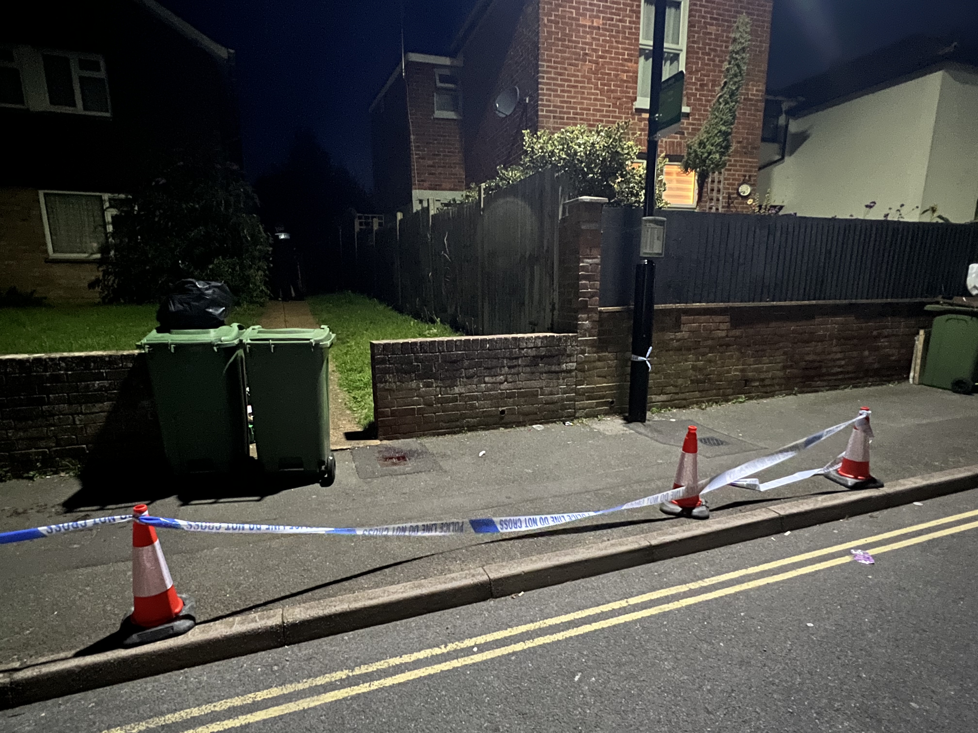 BLOODY CRIME SCENE CORDONED OFF FOLLOWING ‘DISTURBANCE’ IN SANDOWN ...