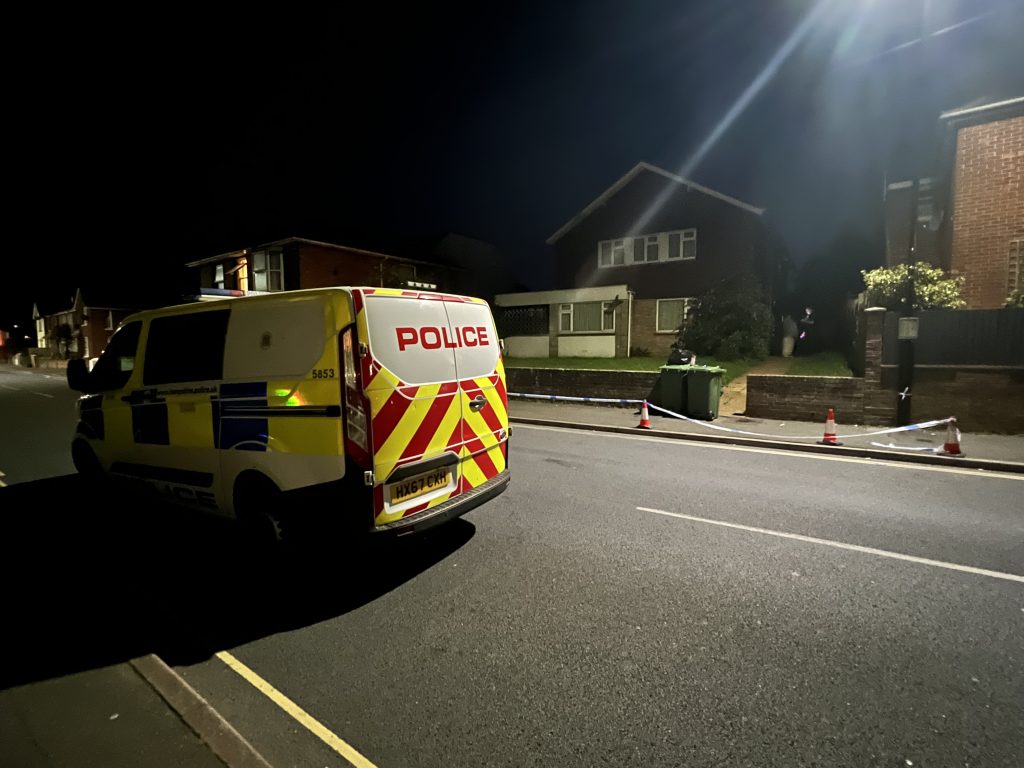 BLOODY CRIME SCENE CORDONED OFF FOLLOWING ‘DISTURBANCE’ IN SANDOWN ...