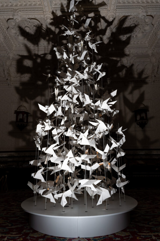 OSBORNE WELCOMES SPECTACULAR CHRISTMAS TREE INSTALLATION FROM PRINCE ...