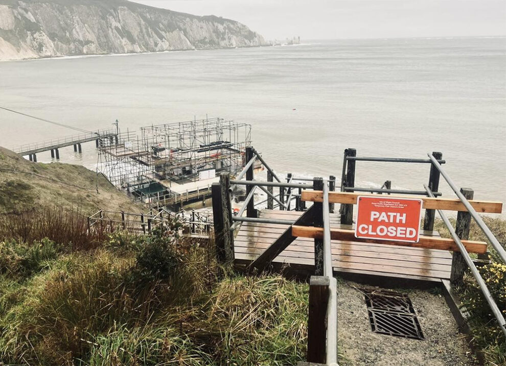 BEACH STEPS AT THE NEEDLES CLOSED AMID CONCERNS OF YET MORE COASTAL ...