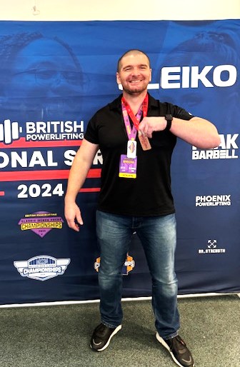 ISLE OF WIGHT POWER LIFTER FRANK SCHLEPP TAKES BRONZE IN BRITISH ...
