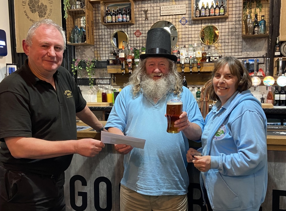 PUB QUIZ RAISES £200 FOR WIGHT AVIATION MUSEUM - Island Echo - 24hr ...