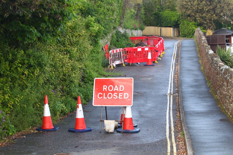 FURTHER DESPAIR FOR VENTNOR AS THE GRABEN TO CLOSE FOR 2 WEEKS OR ...