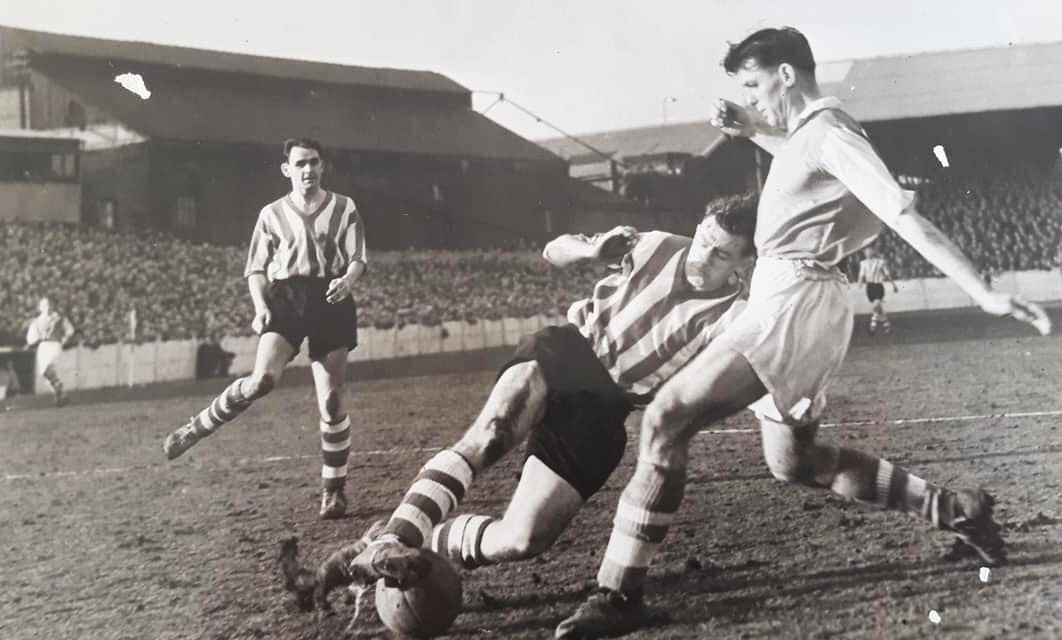 ROY SHINER - OUR GREATEST EVER PROFESSIONAL FOOTBALLER - Isle of Wight ...