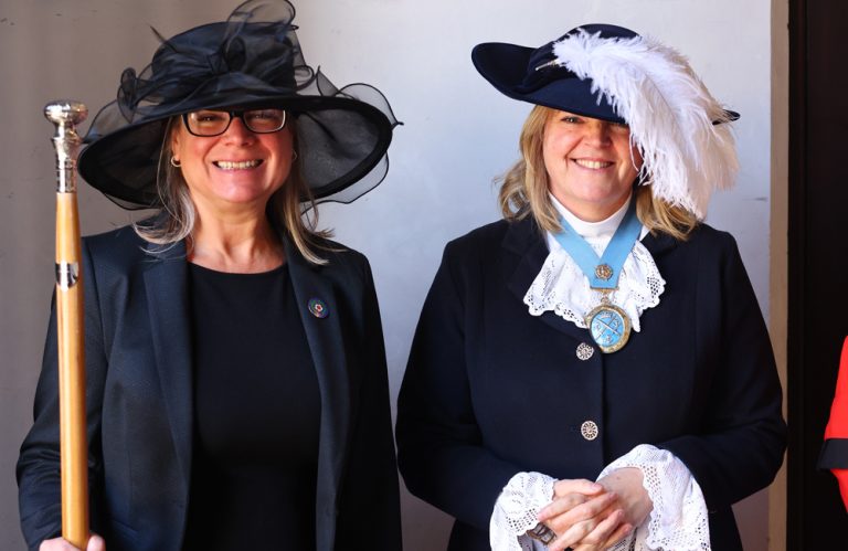 NEW HIGH SHERIFF JACQUELINE GAZZARD SWORN IN AT NEWPORT SERVICE - Isle ...