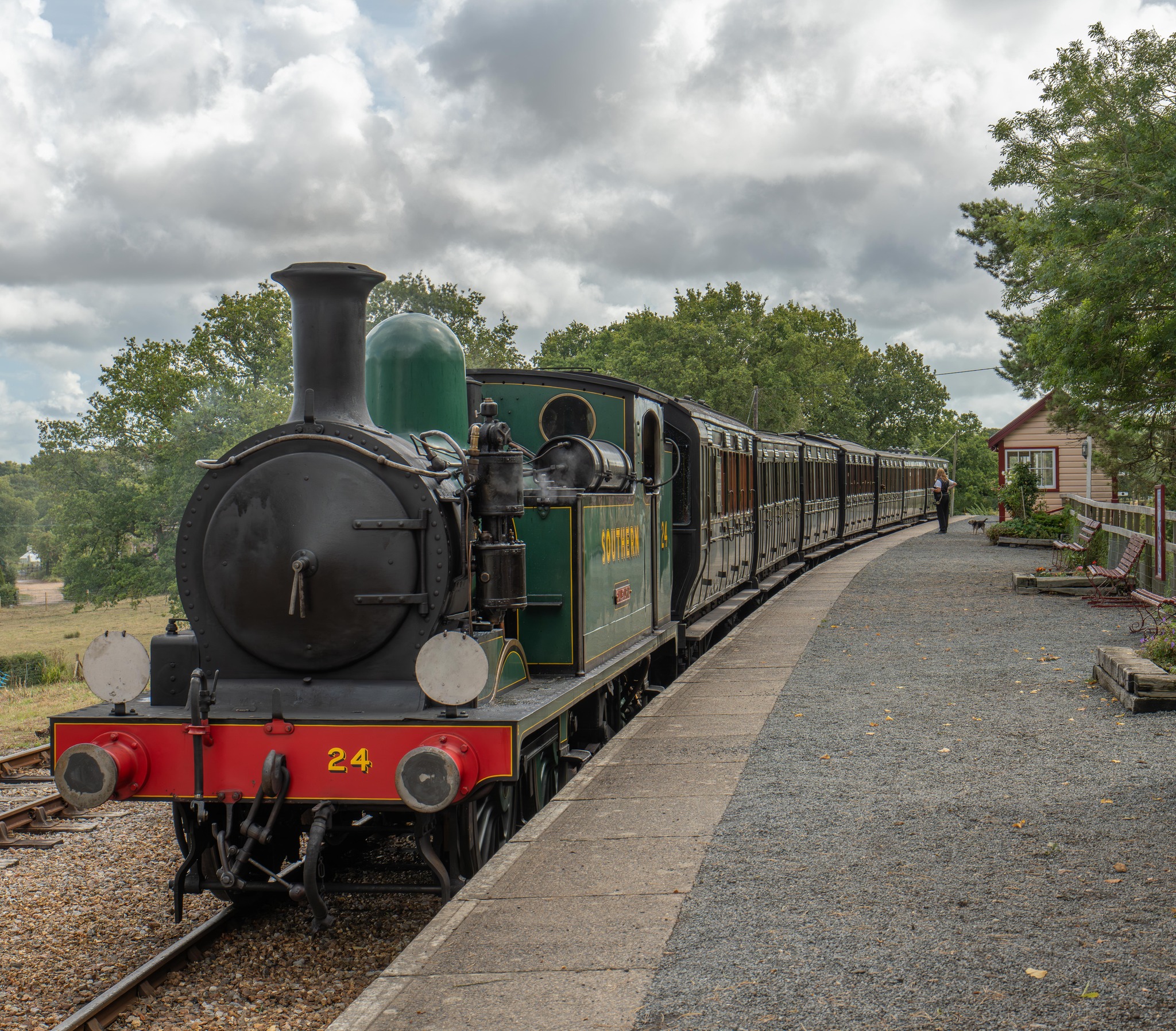 WOOTTON — THE LITTLE STATION THAT REFUSED TO DIE - Isle of Wight News ...