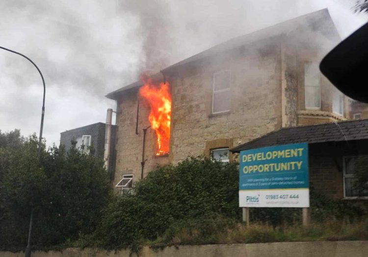 SANDOWN’S DERELICT CYGNET HOTEL DESTROYED BY SUSPICIOUS BLAZE - Isle of ...
