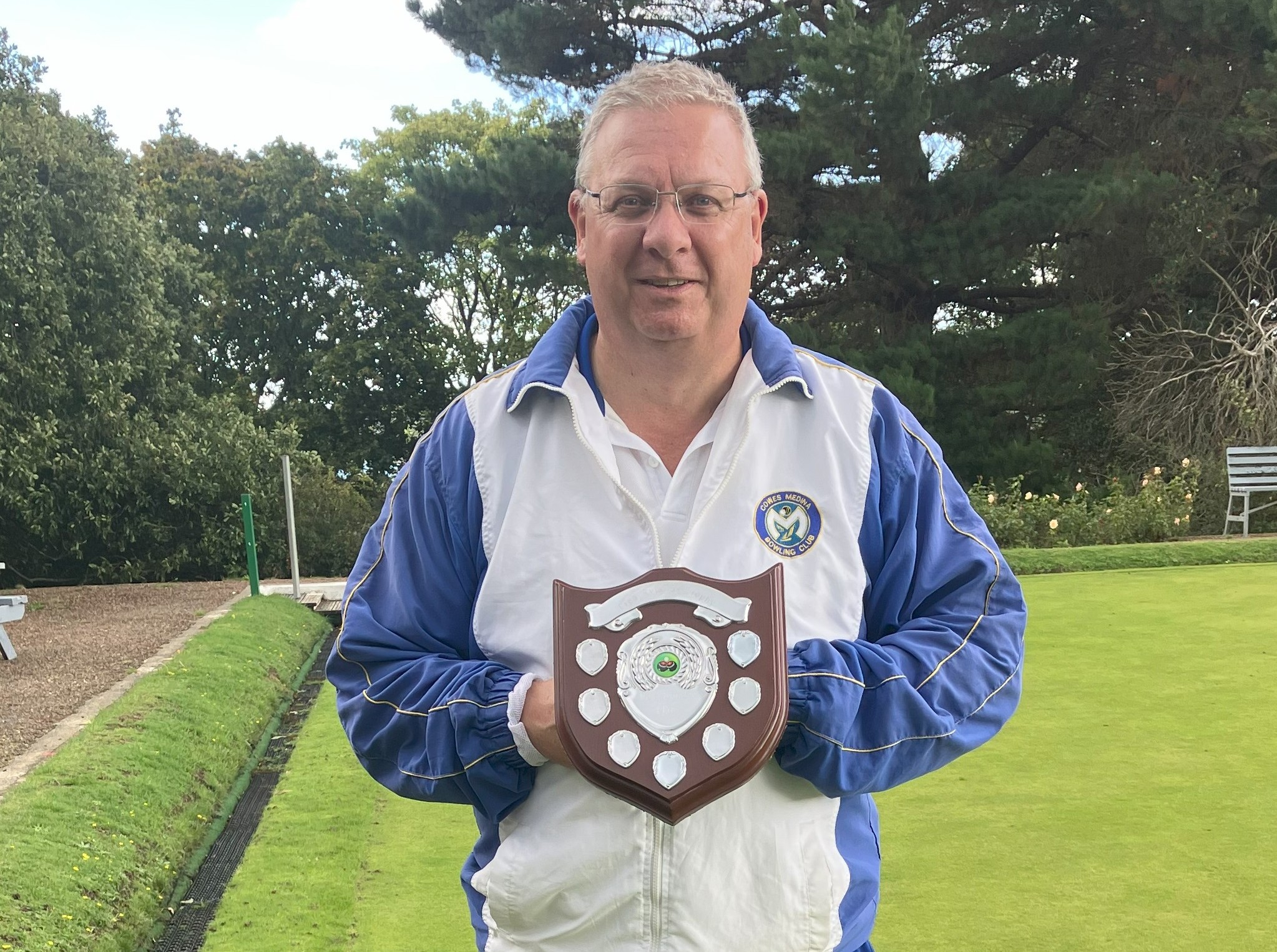 COWES MEDINA BOWLING CLUB FINALS WEEK COMPLETED DESPITE BLUSTERY ...
