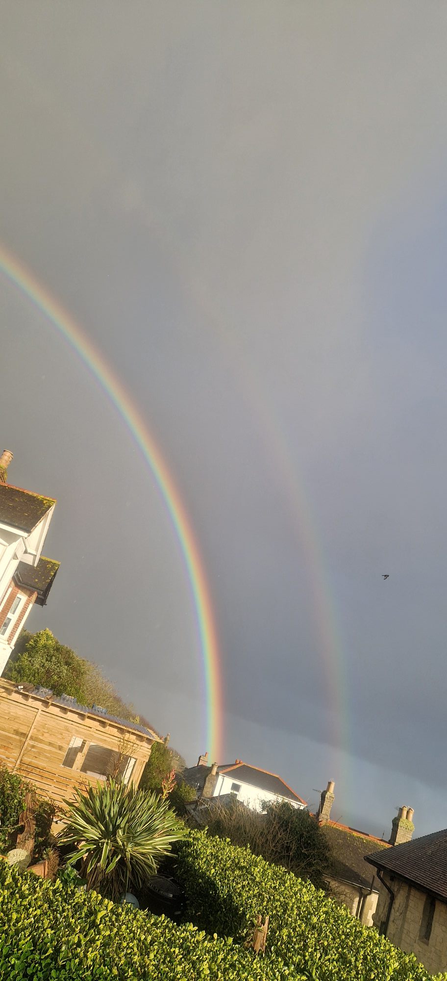 ISLANDERS CAPTURE COLOURFUL RAINBOW DURING AFTERNOON WEATHER BREAK ...