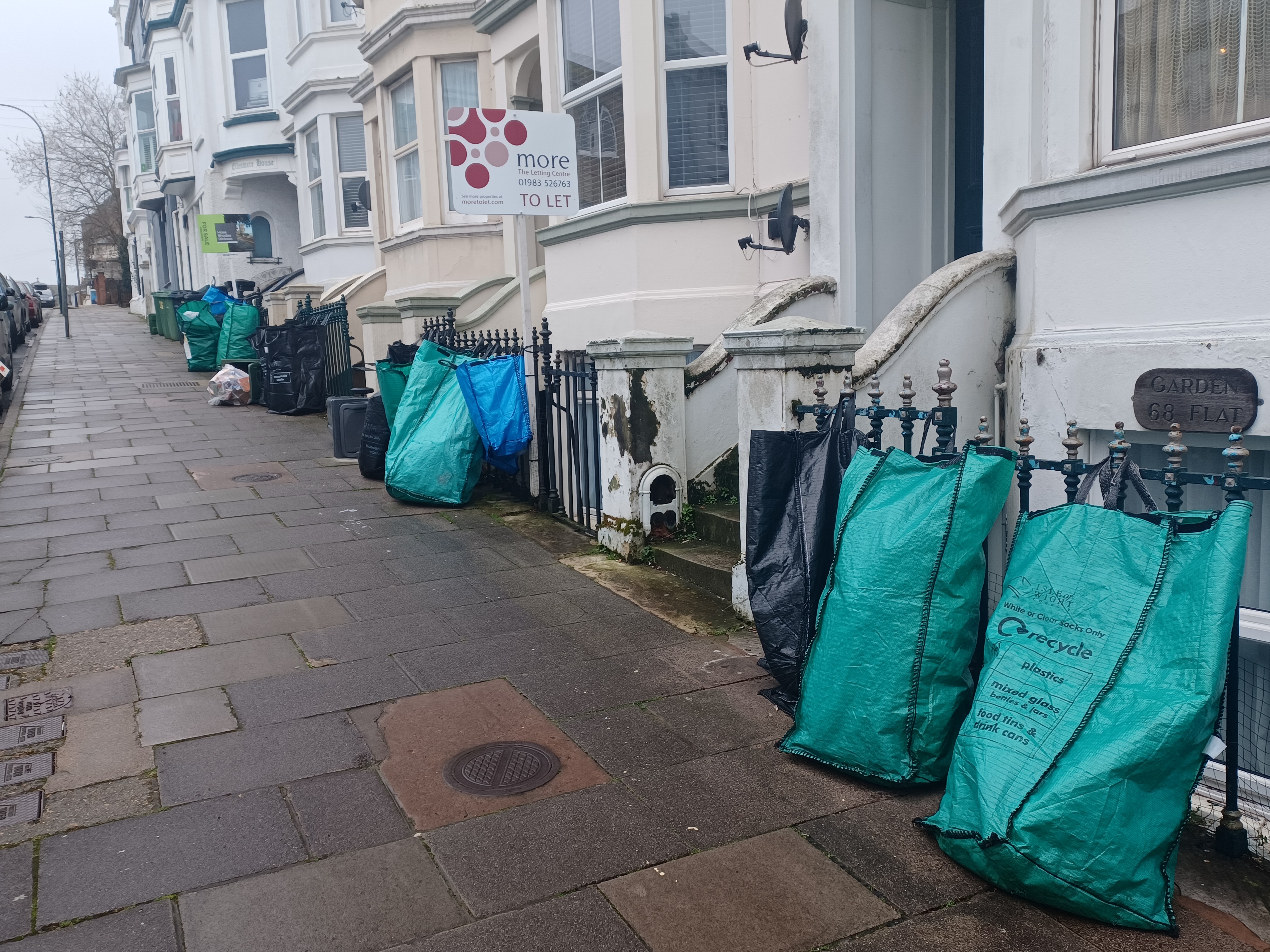 RYDE RESIDENTS DEMAND ACTION OVER GEORGE STREET BINS, DERELICT HOTEL ...